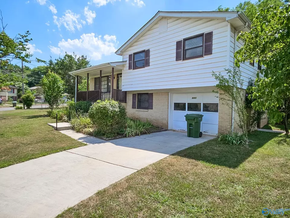 5001 Stag Run Cir, Huntsville, AL 35810 | 31 Photos - Movoto
