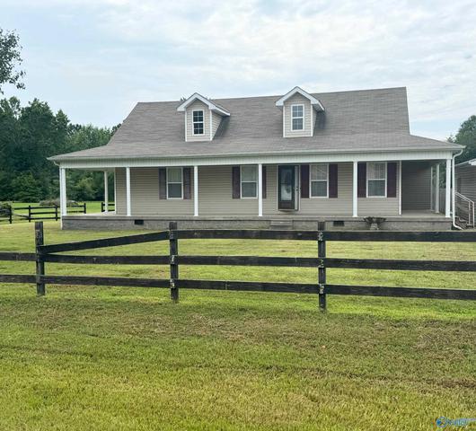 16658 Carter Cir, Athens, AL 35611 | 14 Photos - Movoto