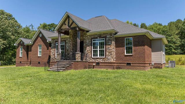8100 Gallant Rd, Gallant, AL 35972 | MLS# 21865099 | 50 Photos - Movoto