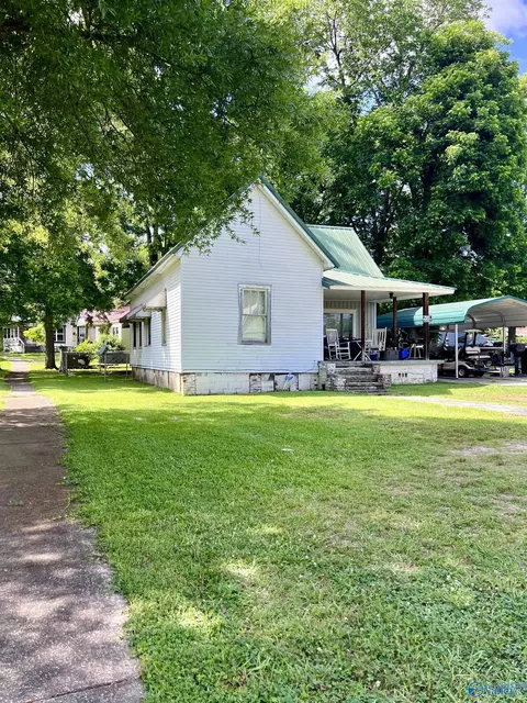 1 Primrose Rd, Gadsden, AL 35904 | 12 Photos - Movoto