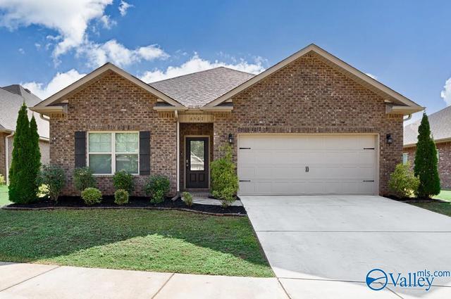 6507 Jacaranda Dr, Huntsville, AL 35806 | 30 Photos - Movoto