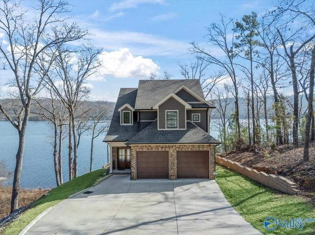 568 Campground Cir, Scottsboro, AL 35769 | MLS# 21884794 | 36 Photos ...