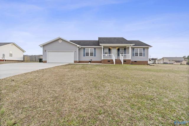 568 Campground Cir, Scottsboro, AL 35769 | MLS# 21884794 | 36 Photos ...