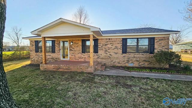 1711 County Road 121, Moulton, AL 35650 | MLS# 21882072 | 34 Photos ...