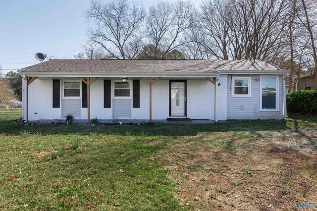 3820 Colton Ln, Huntsville, AL 35811 | MLS# 21884531 | 19 Photos - Movoto