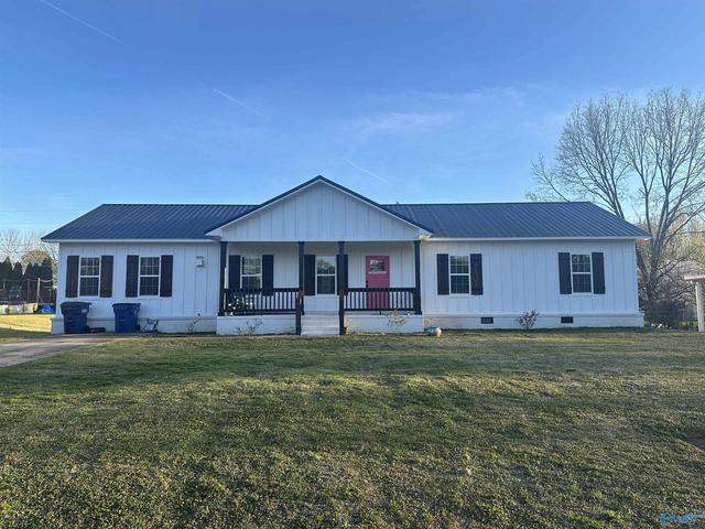 2008 6th Pl, Arab, AL 35016 | MLS# 21884798 | 31 Photos - Movoto