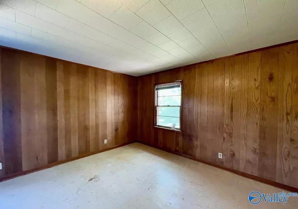 991 Shoal Creek Rd, Arab, AL 35016 | MLS# 21886505 | 19 Photos - Movoto