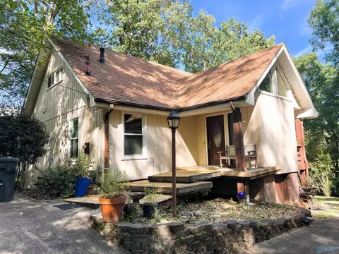 1805 Ben Clough Ln, Southside, AL 35907 - Movoto