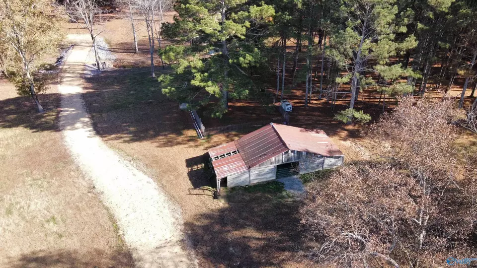 513 Rabbittown Rd, Albertville, AL 35950 | MLS# 21903872 | 46 Photos ...