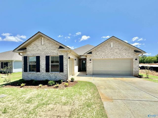 7214 Maple Creek Dr, Owens Cross Roads, AL 35763 | MLS# 21921386 | 29 ...