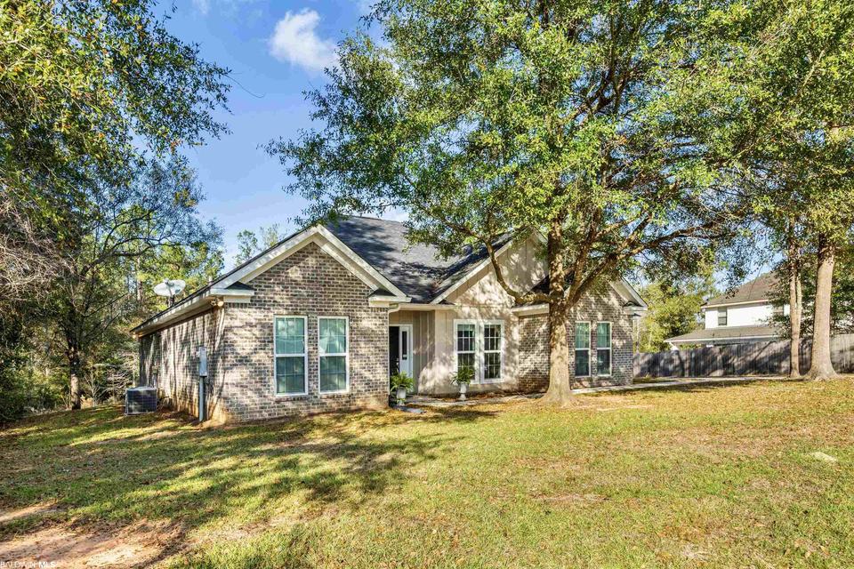 8269 Delta Woods Dr, Bay Minette, AL 36507 | 30 Photos - Movoto