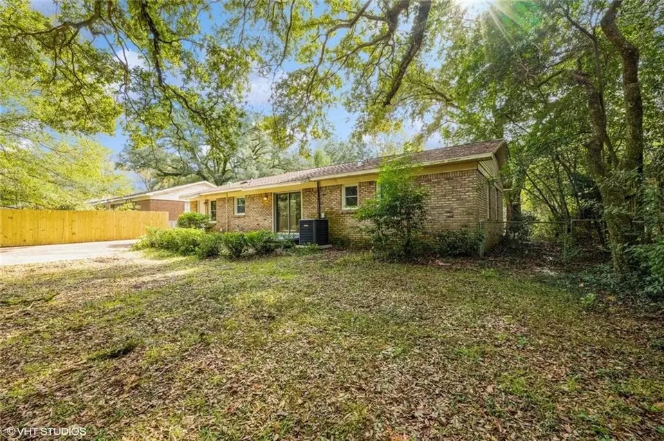 5324 Forest Oaks Dr S, Mobile, AL 36618 | 15 Photos - Movoto