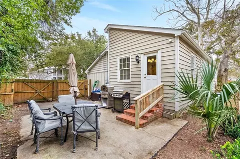 1660 Old Shell Rd, Mobile, AL 36604 | 21 Photos - Movoto