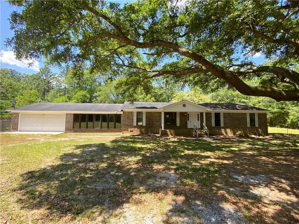 6120 Maurice Poiroux Rd, Theodore, AL 36582 - Movoto