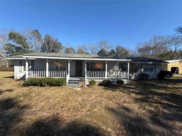 11525 Jowers Rd, Grand Bay, AL 36541 | MLS# 7533303 | 11 Photos - Movoto