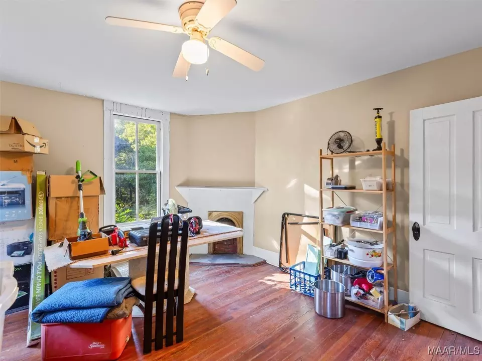 1513 S Perry St, Montgomery, AL 36104 | MLS# 581152 | 59 Photos - Movoto