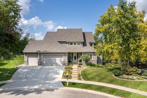 357 Eagle Nest Ln SW, Rochester, MN 55902 | 59 Photos | MLS #6254955 ...