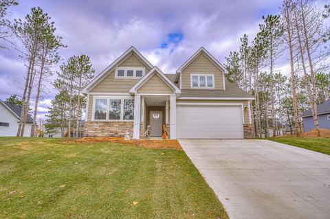 1449 Creekwood Dr, New Richmond, WI 54017 | 21 Photos | MLS #6303414 ...