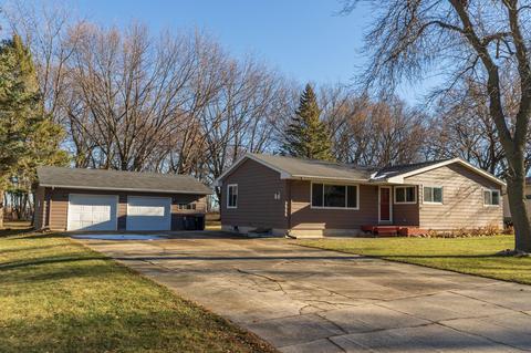 713 2nd Ave SE, Hayfield, MN 55940 | 26 Photos | MLS #6315360 - Movoto