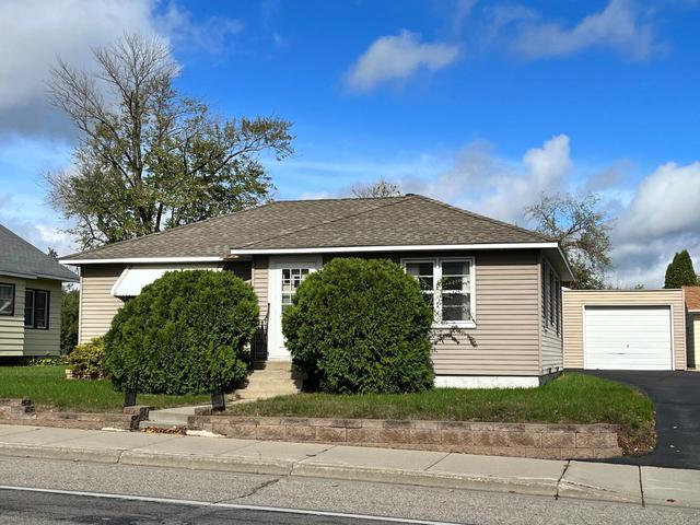 122 Sinclair Lewis Ave, Sauk Centre, MN 56378 | 33 Photos - Movoto