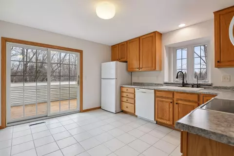 15580 25th Pl N #A, Plymouth, MN 55447 | 21 Photos - Movoto