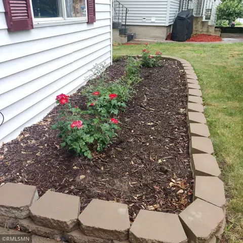 200 N Grant St, Ellsworth, WI 54011 | 27 Photos - Movoto