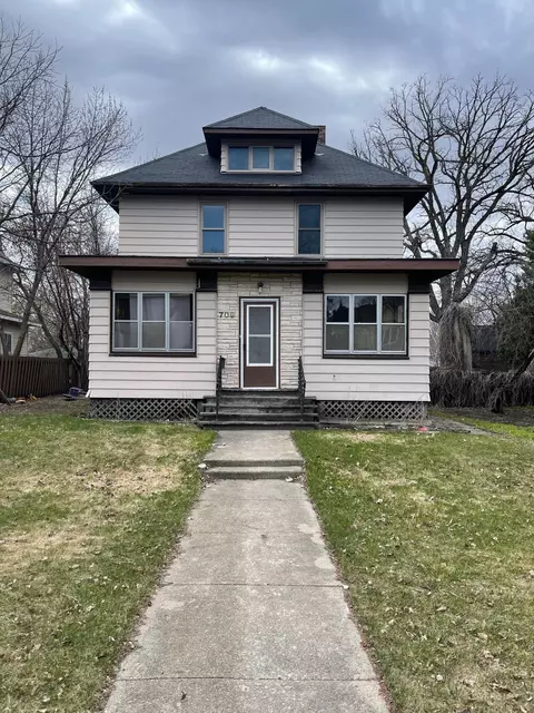 724 Labree Ave N, Thief River Falls, MN 56701 | 28 Photos - Movoto