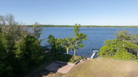 11999 Lake Maud Trl, Audubon, MN 56511 | 69 Photos - Movoto