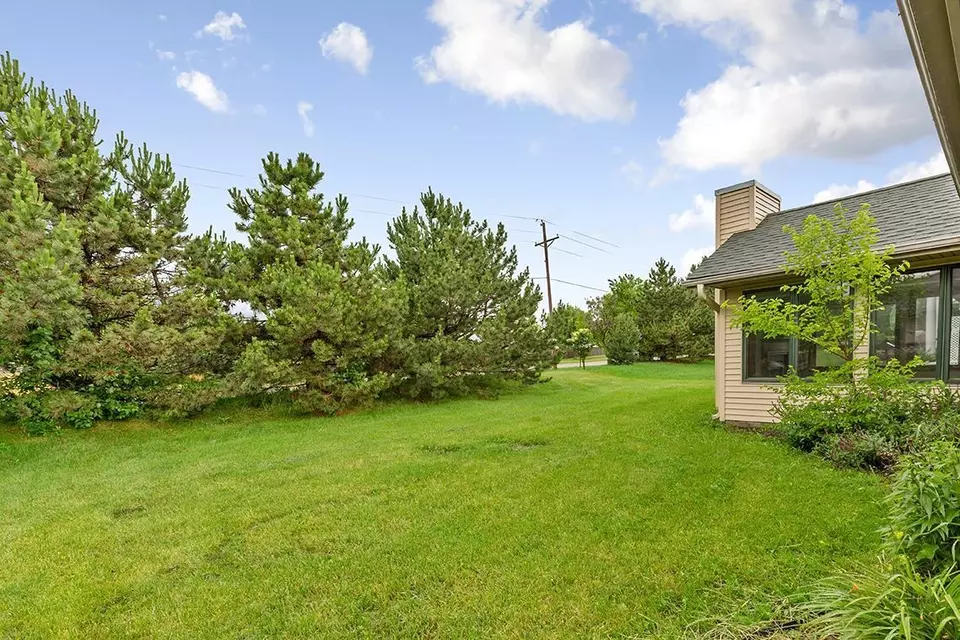 104 Copper Village Cir, Mankato, MN 56001 | 36 Photos - Movoto