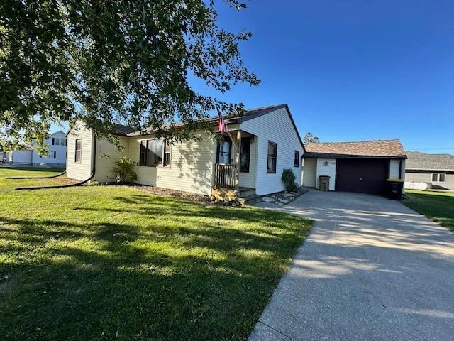 207 1st St SE, Eitzen, MN 55931 | 12 Photos - Movoto