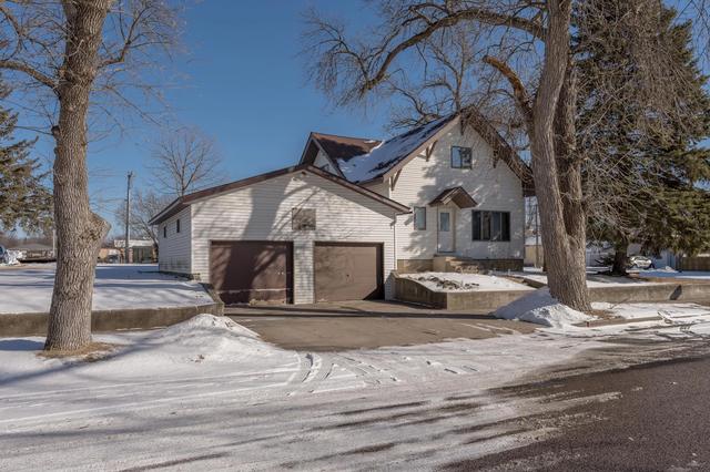 109 3rd Ave N, Brownton, MN 55312 | MLS# 6673298 | 10 Photos - Movoto
