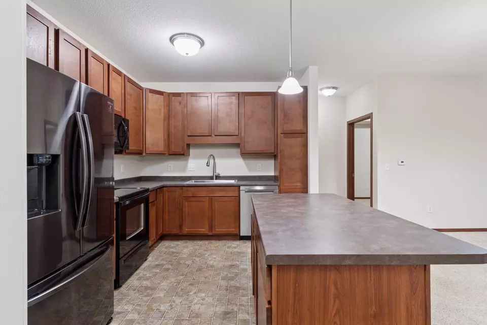 5445 Boone Ave N #201, New Hope, MN 55428 | MLS# 6709548 | 35 Photos ...
