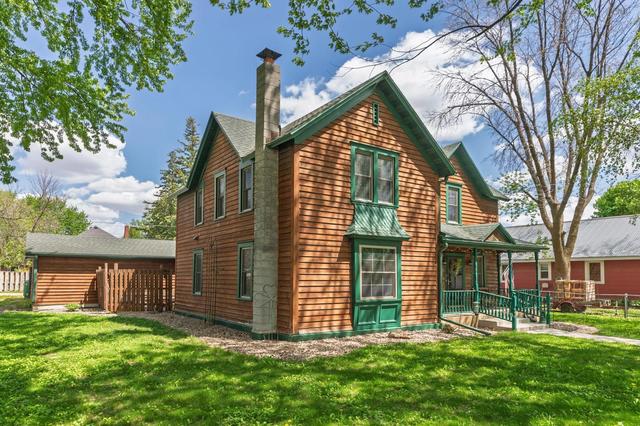 210 1st St SE, Hayfield, MN 55940 | MLS# 6720972 | 23 Photos - Movoto