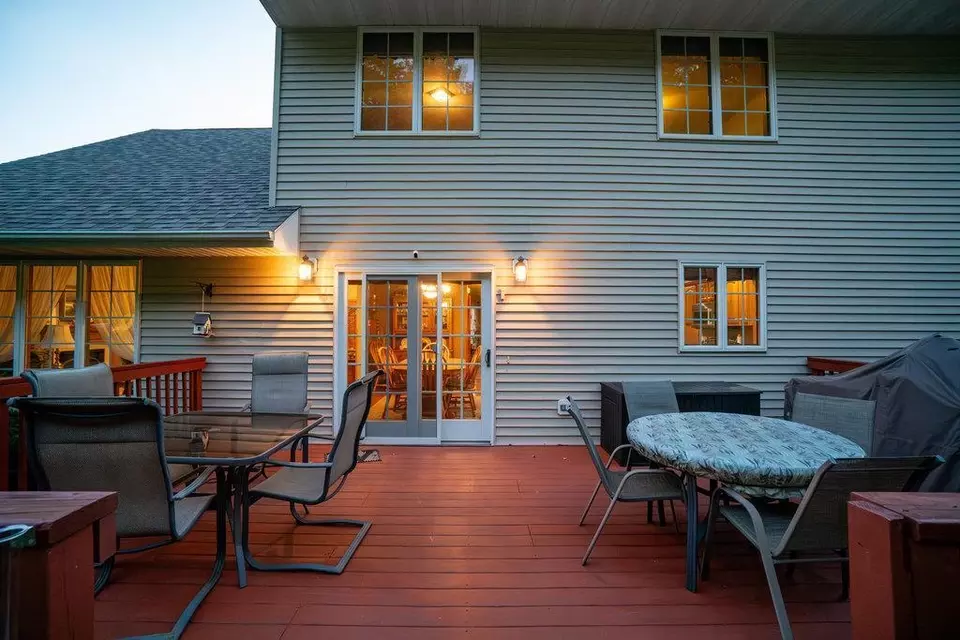 328 Nordveien Dr, Boyceville, WI 54725 | MLS# 6805168 | 56 Photos - Movoto