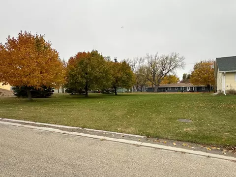 223 3rd Ave S, Clear Lake, SD 57226 - Movoto