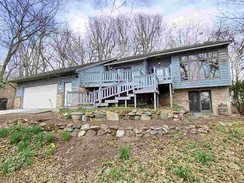 51 Stoughton Homes for Sale - Stoughton WI Real Estate - Movoto