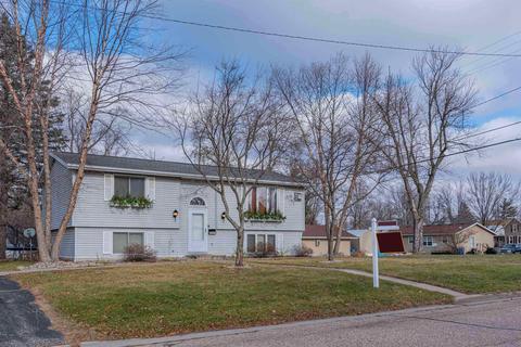 711 Minnesota Ave, Wisconsin Dells, WI 53965 | 34 Photos | MLS #1947046 ...