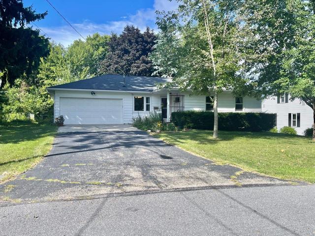 1646 Mayfield Ln, Madison, WI 53704 | 31 Photos - Movoto