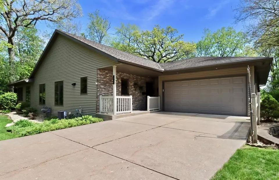 2760 E Ridge Rd, Beloit, WI 53511 | 21 Photos - Movoto