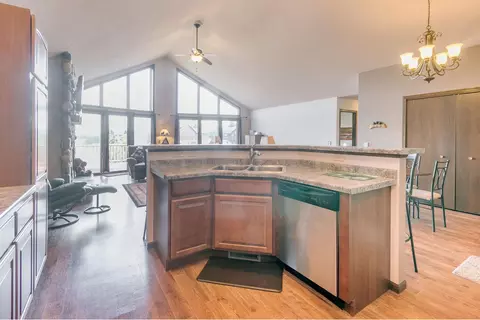n8086 Clear Water Drive, New Lisbon, WI 53950 | 52 Photos - Movoto