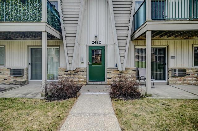 2422 Independence Ln #206, Madison, WI 53704 | MLS# 1996845 | 51 Photos ...