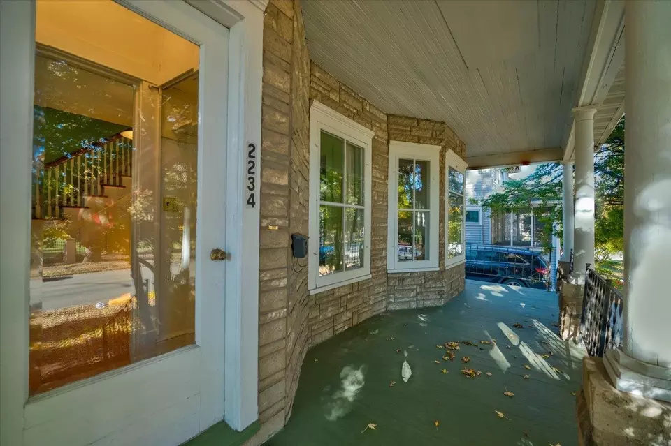 2234 Monroe St, Madison, WI 53711 | MLS# 2011921 | 56 Photos - Movoto