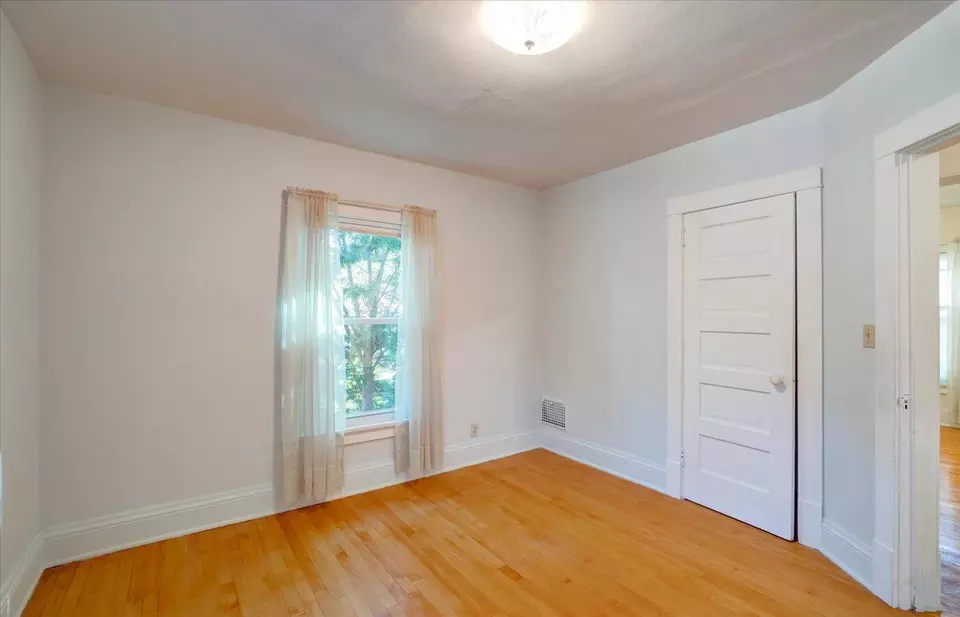 2234 Monroe St, Madison, WI 53711 | MLS# 2011921 | 56 Photos - Movoto