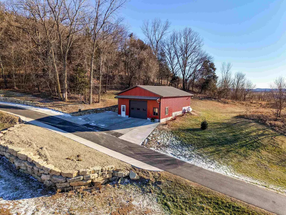 s11798 County Road G, Spring Green, WI 53588 | MLS# 2014904 | 35 Photos ...