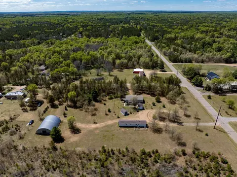 n9494 Johnsburg Road, Necedah, WI 54646 | MLS# 2024111 | 64 Photos - Movoto