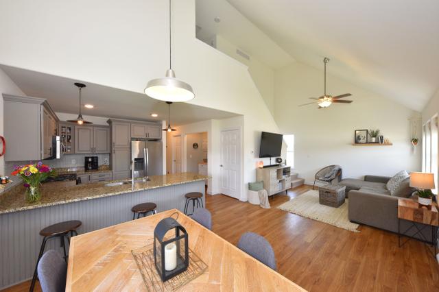 128 Peter Thein Ave, Belgium, WI 53004 MLS# 1643279 - Movoto.com