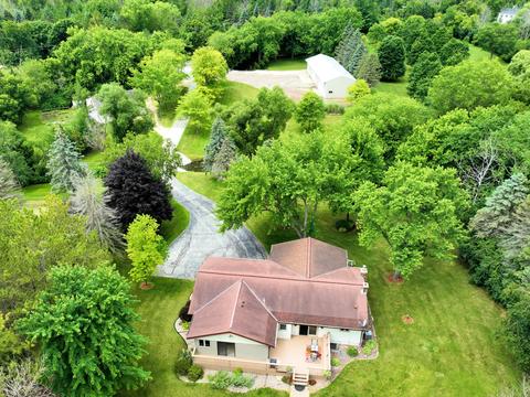 3620 Town Hall Rd, Barton, WI 53040 | 53 Photos | MLS #1802662 - Movoto