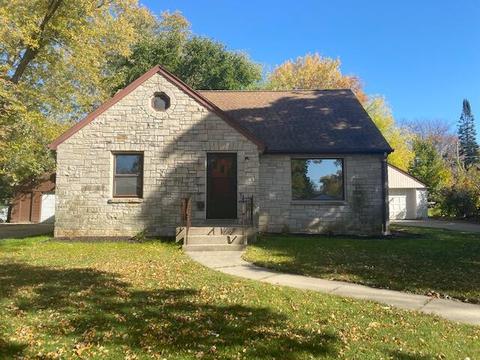5264 N 55th St, Milwaukee, WI 53218 | 16 Photos | MLS #1815538 - Movoto