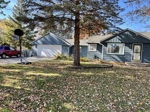 6255 N 104th St, Milwaukee, WI 53225 | 30 Photos | MLS #1816542 - Movoto