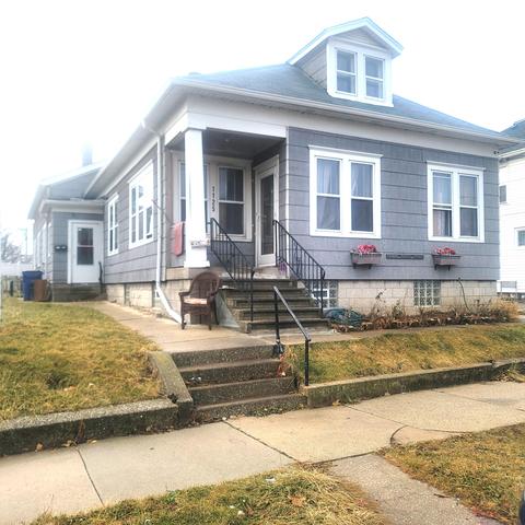 1125 Liberty St, Racine, WI 53404 | 12 Photos | MLS #1821995 - Movoto